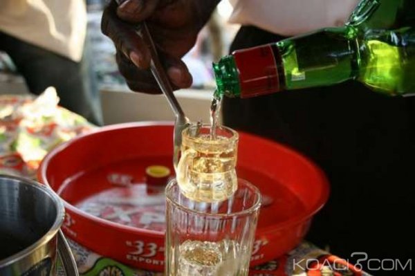 Ghana : Une compétition de consommation d'«Akpeteshie» emporte un ...