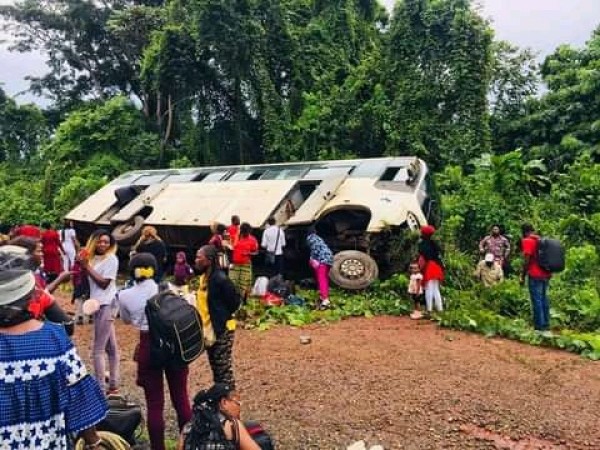 Cameroun : Au moins 8 morts lors d'un accident de la route dans le ...