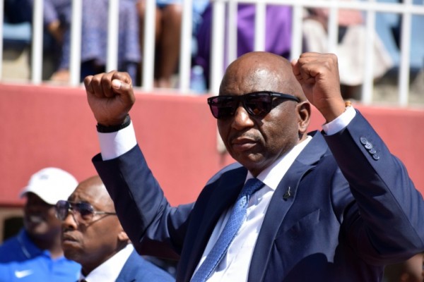 Lesotho : Investi Premier ministre, le millionnaire Sam Matekane ...