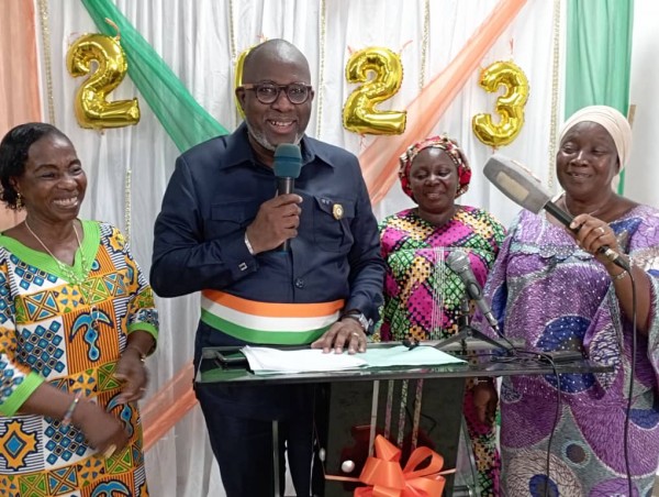 Côte d'Ivoire : Assinie-Mafia, le maire Hyppolite Ebagnitchie passe à l ...