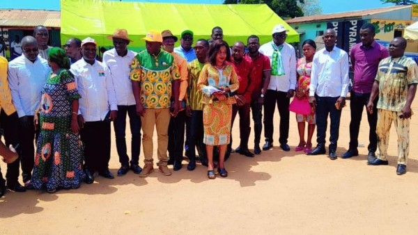 Côte d'Ivoire : Zuénoula, des enseignants et des militants de l'opposition virent au RHDP - KOACI