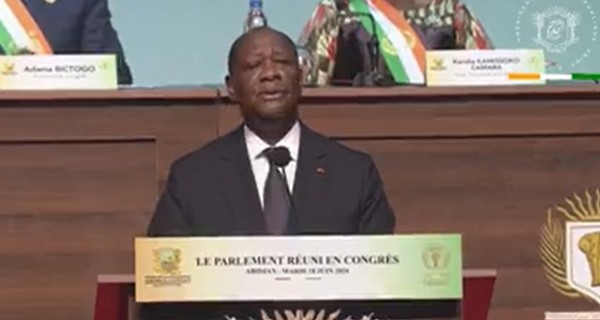 Côte d'Ivoire : Devant le Parlement, Alassane Ouattara dresse son bilan, pas un mot sur 2025 - KOACI