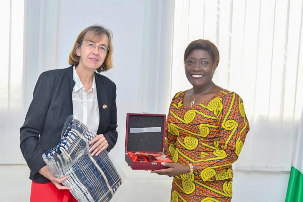 Côte d'Ivoire : Après une rencontre avec Mariatou Koné, Nicole Gesnot ...