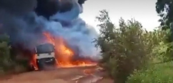 Mali : Attaque du JNIM contre un convoi militaire dans la région de ...